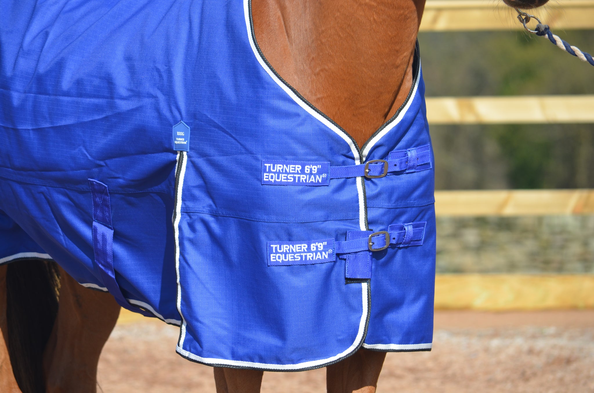 Lightweight 600d and 1200d Denier Turnout Rug 100g Fill Royal Blue ...